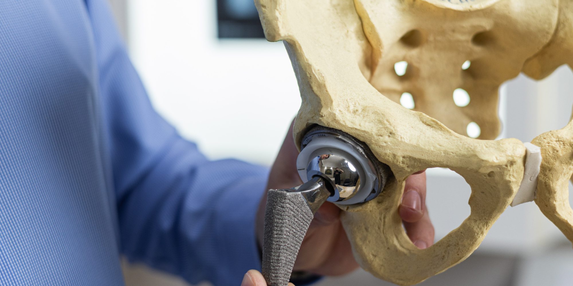 Dr. Guilherme Zeni Schuroff